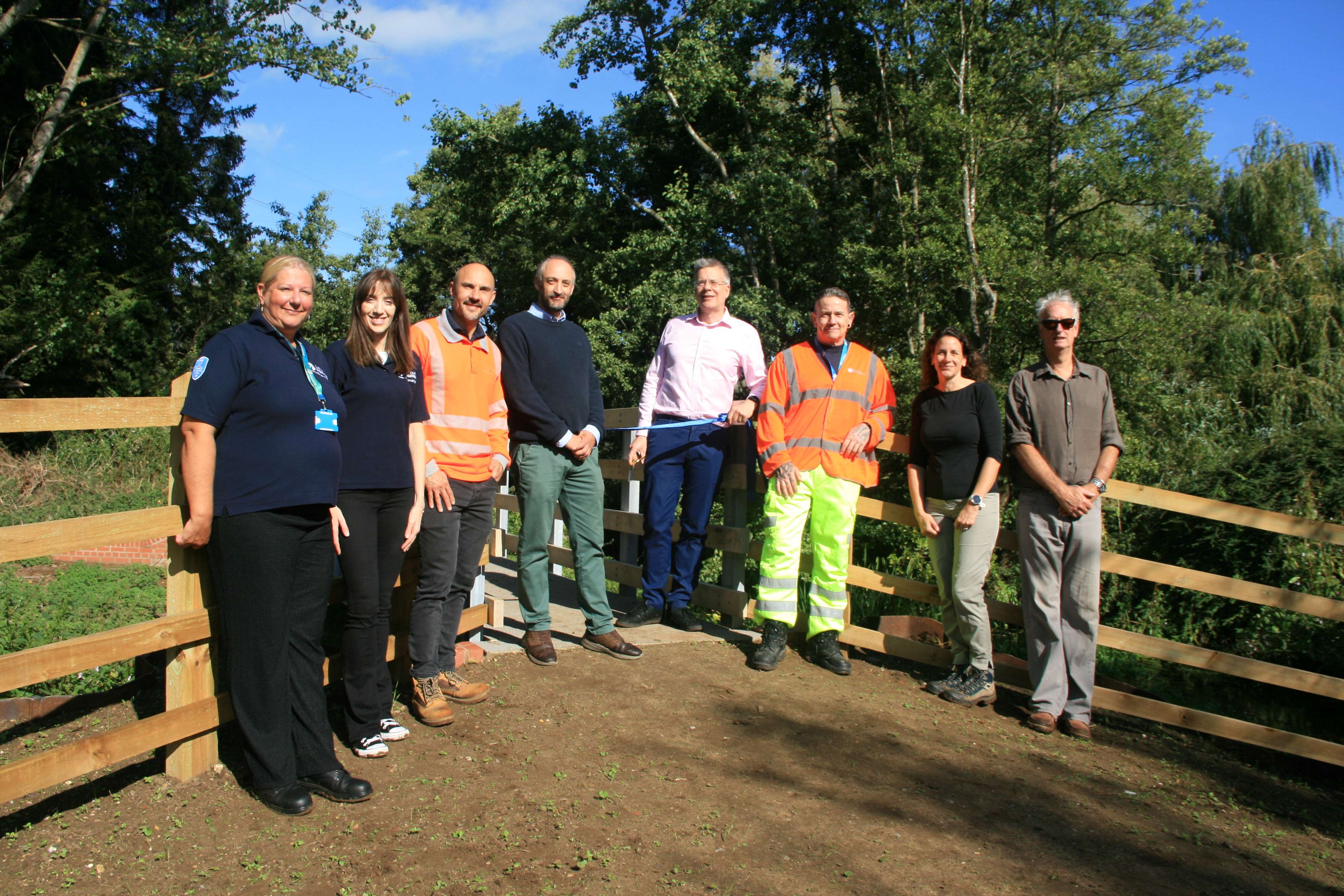 New Pippins footbridge in Gipping Valley opened - Suffolk County Council
